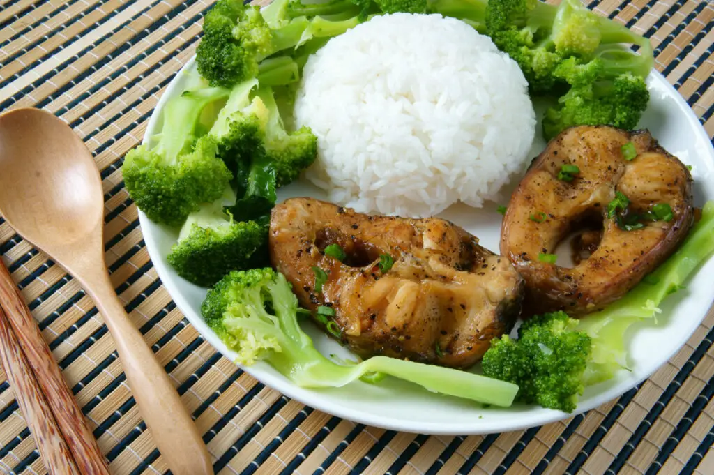 Vietnamese Food Guide: 30 Popular Vietnamese Dishes - The Roaming Fork