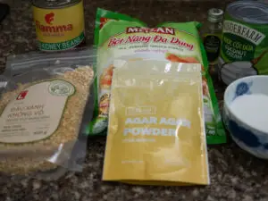 Che Ba Mau Vietnamese Three-Color Dessert - The Roaming Fork