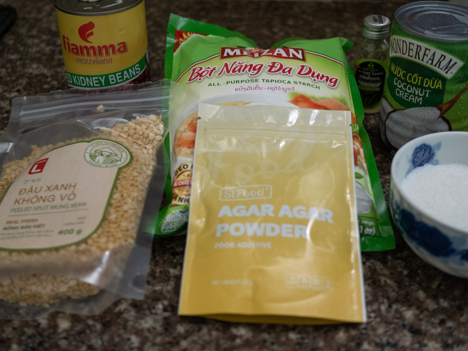 Che Ba Mau Vietnamese Three-Color Dessert - The Roaming Fork