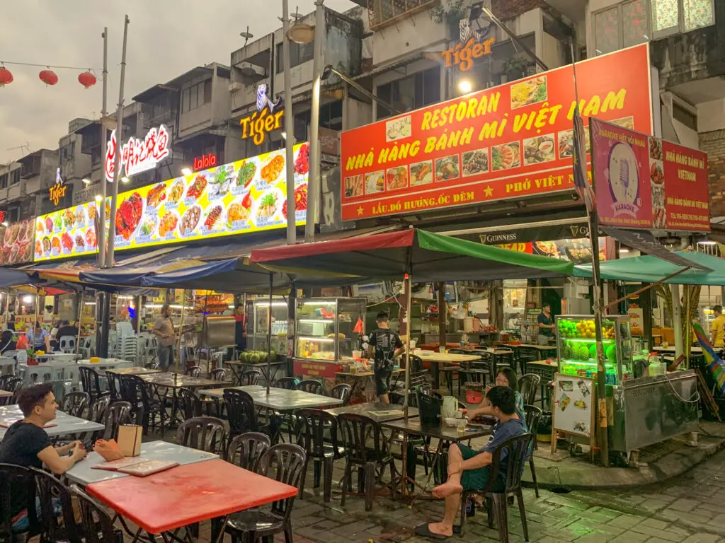 Jalan Alor Food Street - Must Visit for Foodies - The Roaming Fork