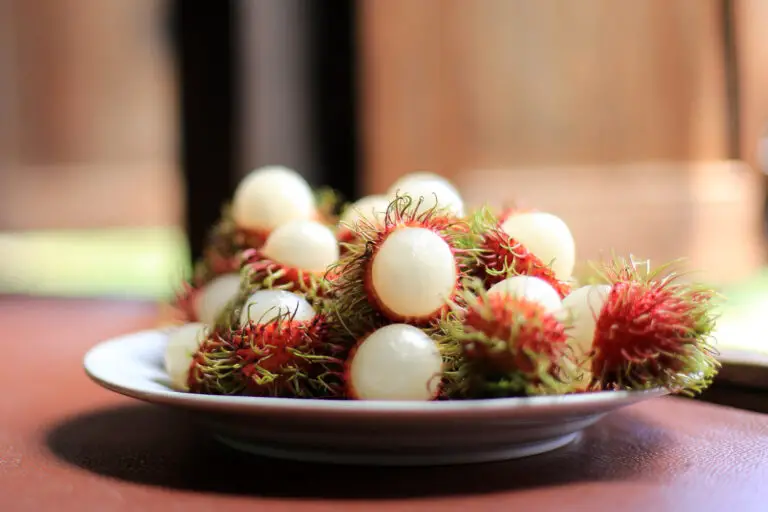 Rambutan vs Lychee vs Longan – Similarities and Differences - The ...