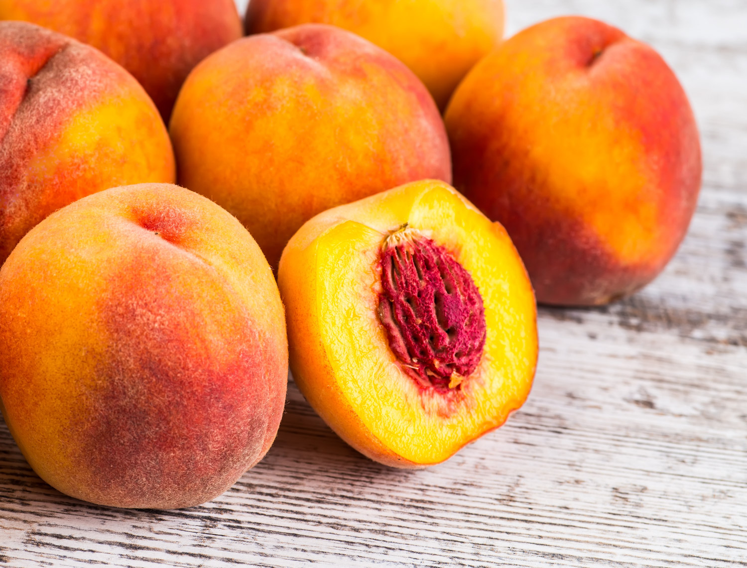 18 Orange Colored Fruits You'll Love - A Comprehensive List - The ...