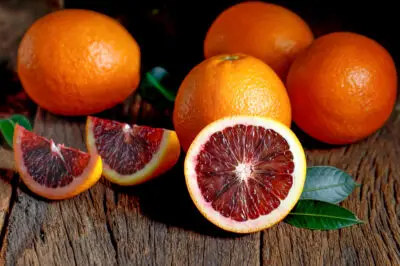 18 Orange Colored Fruits You'll Love - A Comprehensive List - The ...